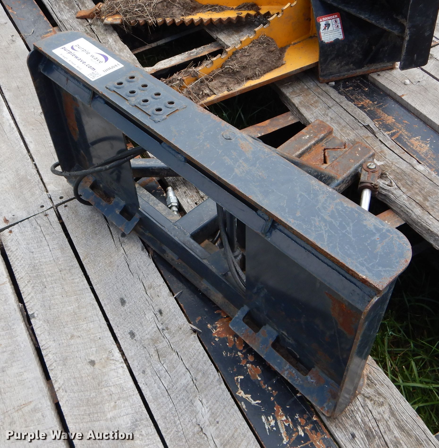 Stout tree and post puller in LaBelle, MO | Item DH6041 for sale ...