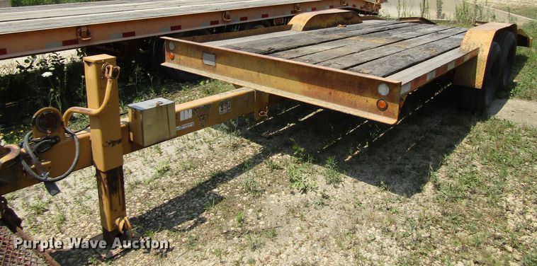 1986 Butler LT1418 equipment trailer in Clinton, IA | Item EU9742 sold ...