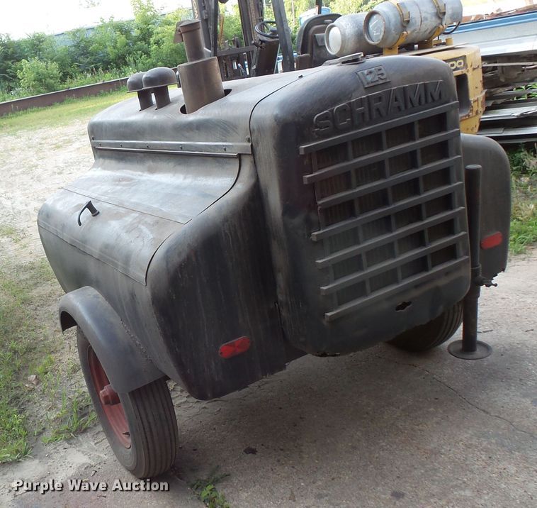Schramm 125 air compressor in Clinton, IA | Item FM9495 sold | Purple Wave