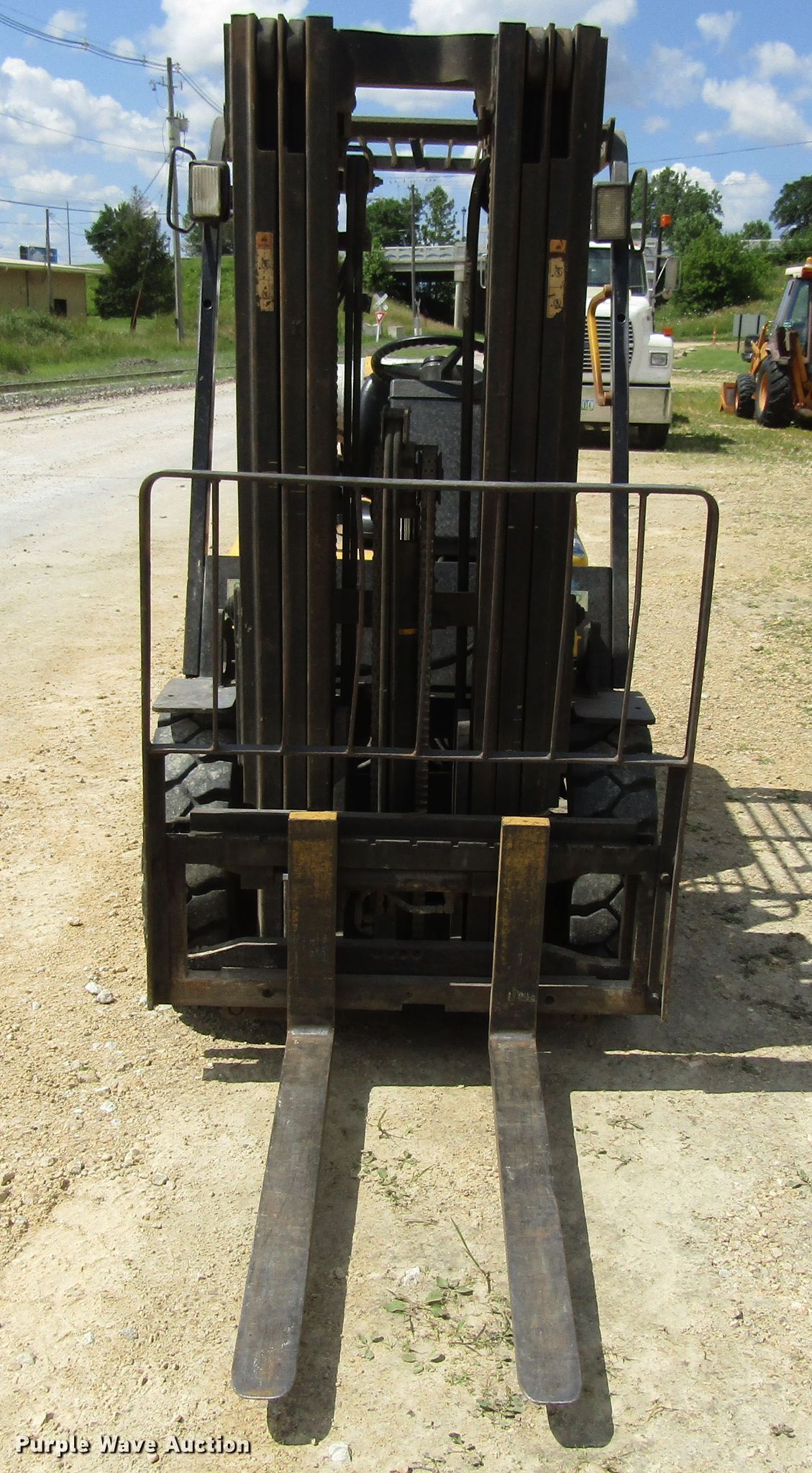 Daewoo G25S-3 forklift in Clinton, IA | Item EU9712 sold | Purple Wave