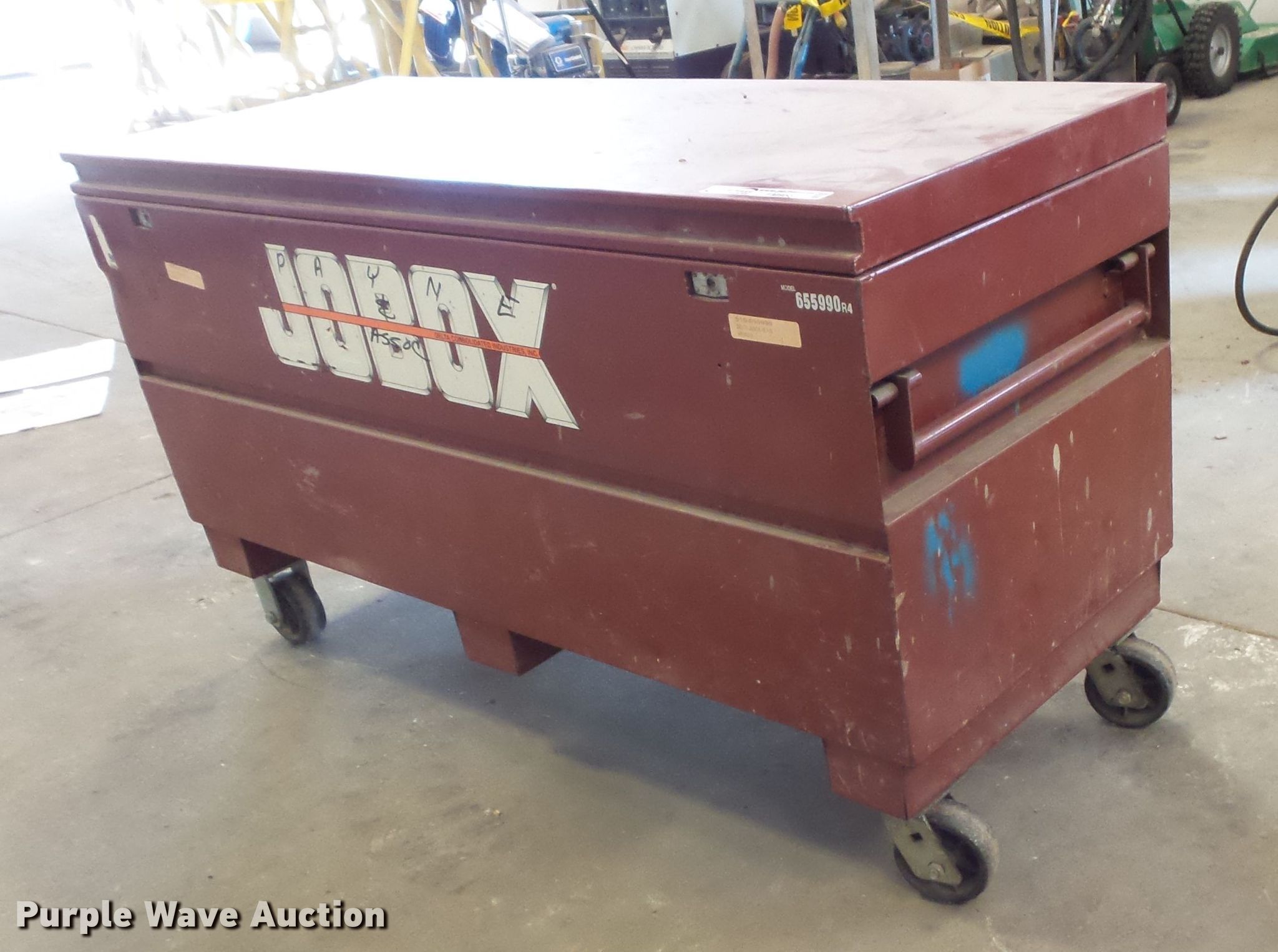 Jobox job box in Clinton, IA | Item FM9581 sold | Purple Wave