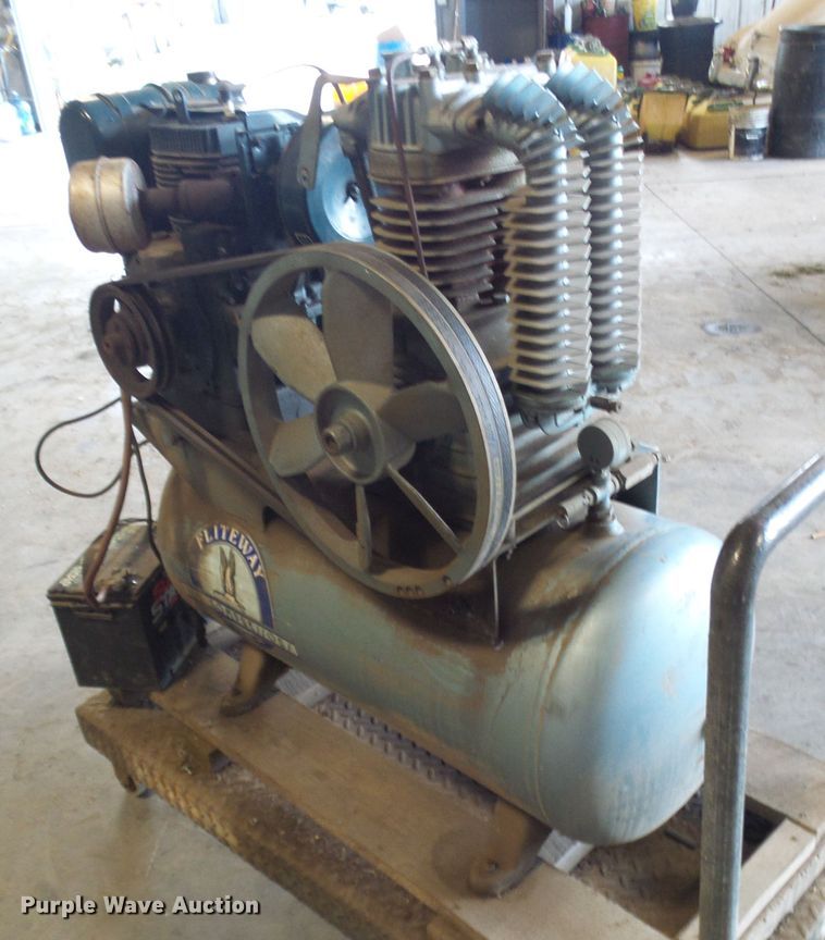 1986 Kargard Industries air compressor in Marshall, MO | Item DI0577 ...