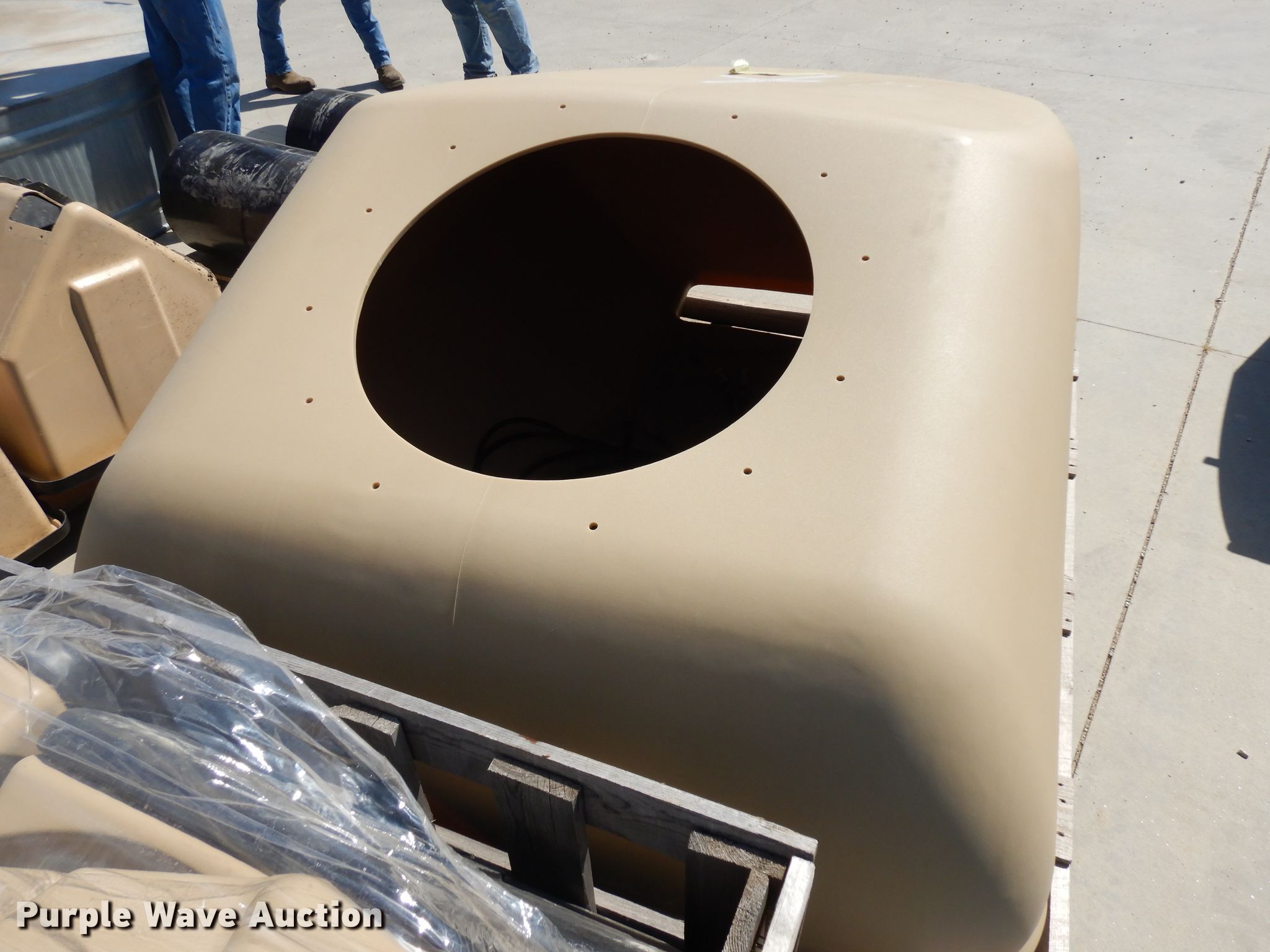 Poly seed hopper in Assaria, KS | Item DW9453 sold | Purple Wave