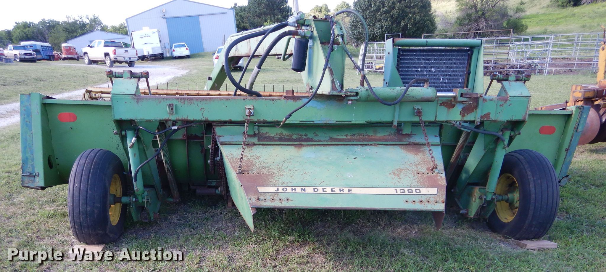 John Deere 1380 windrower in Winfield, KS | Item FI9924 sold | Purple Wave