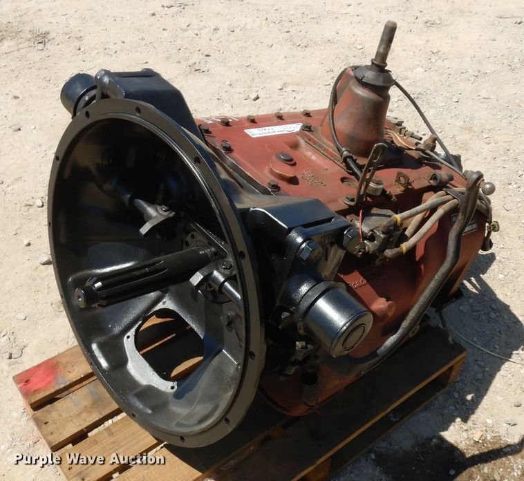 Eaton Fuller Road Ranger 10 speed transmission in Russell, KS | Item ...