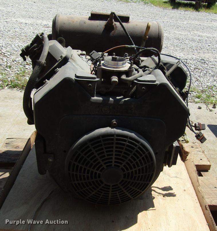 Kohler two cylinder gas engine in Olathe, KS | Item FO9332 sold ...