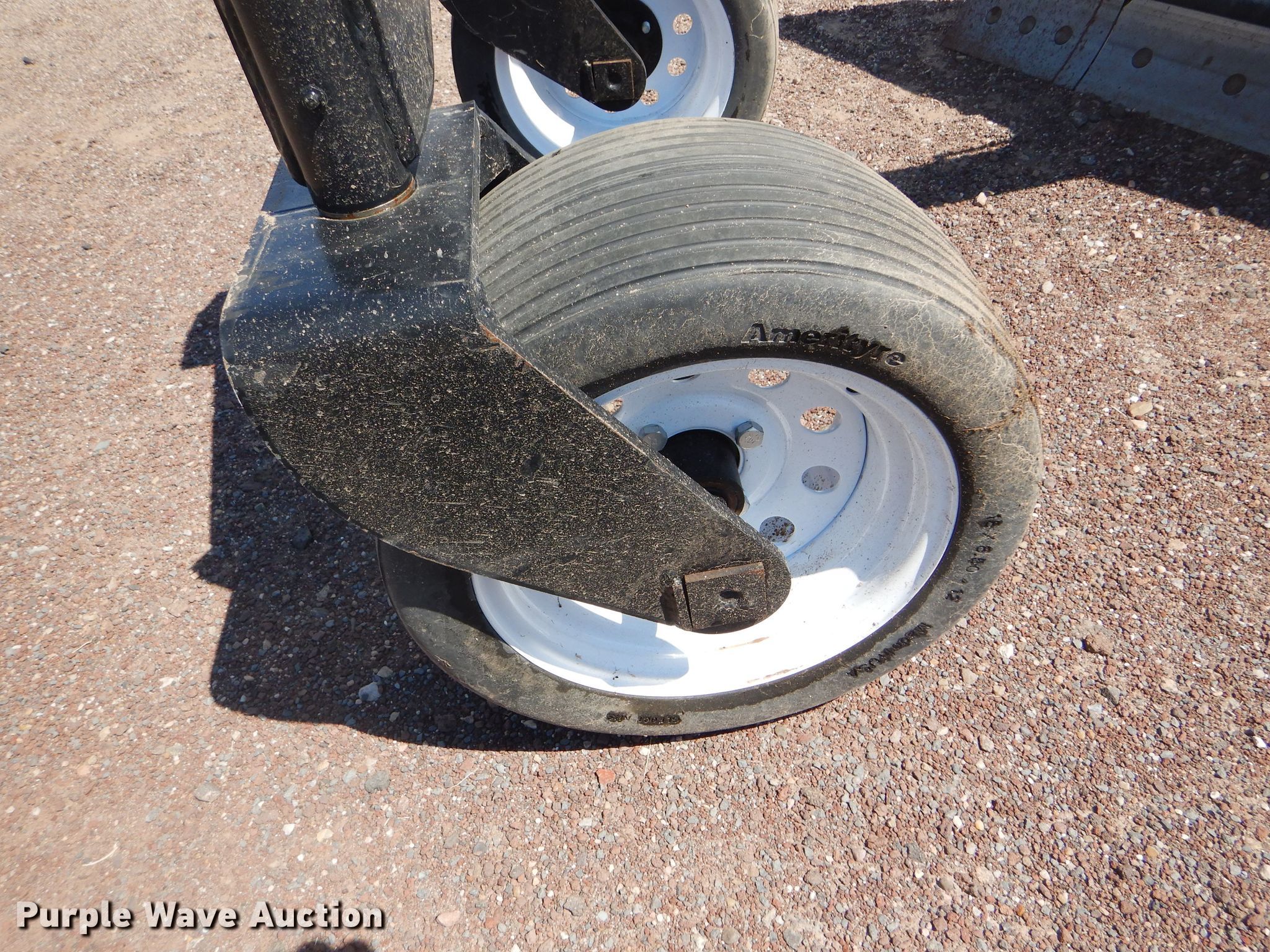 Quick Attach skid steer six-way grader blade in Keyes, OK | Item FY9688 ...