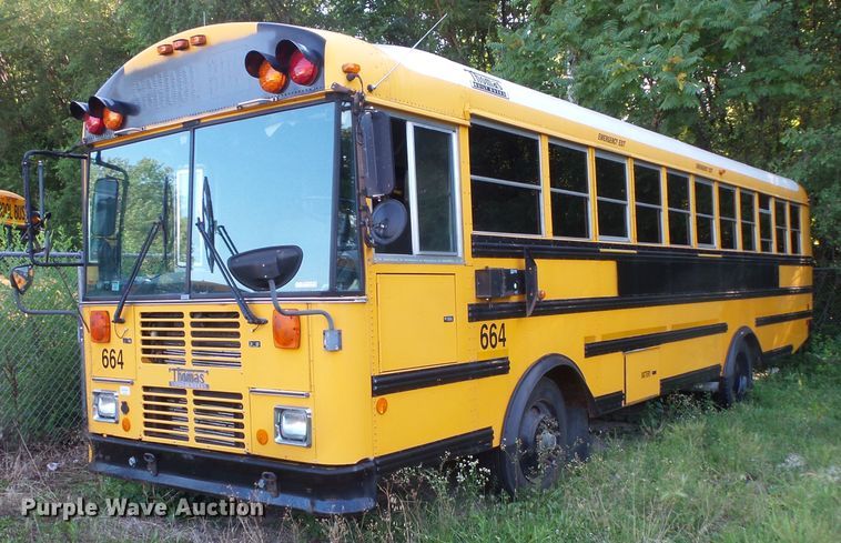 2003 Thomas Built Saf-T-Liner MVP EF school bus in Des Moines, IA ...