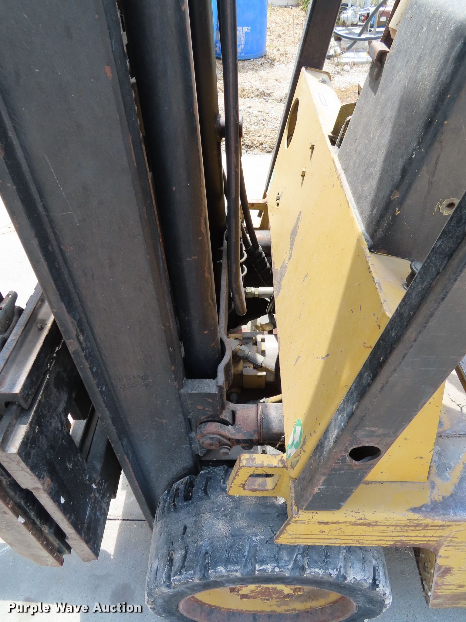 Caterpillar T30D forklift in Lawrence, KS | Item DE2374 sold | Purple Wave