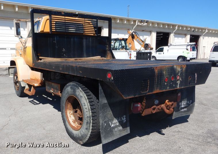 1989 Chevrolet Kodiak C70 flatbed truck in Kansas City, KS | Item ...