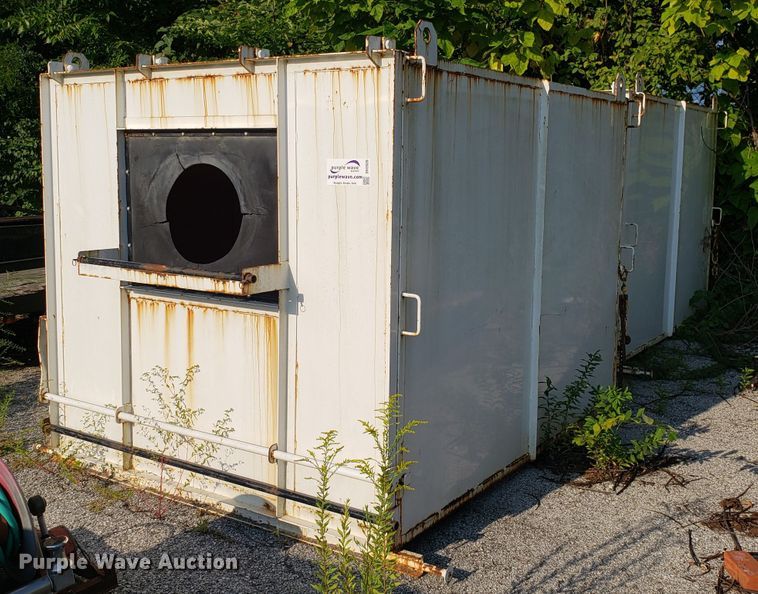 (2) leaf vac boxes in Independence, MO | Item DH2826 sold | Purple Wave
