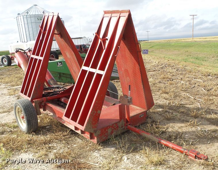 Baasch & Sons D-1220 drive over grain pit in Dighton, KS | Item DC5002 ...