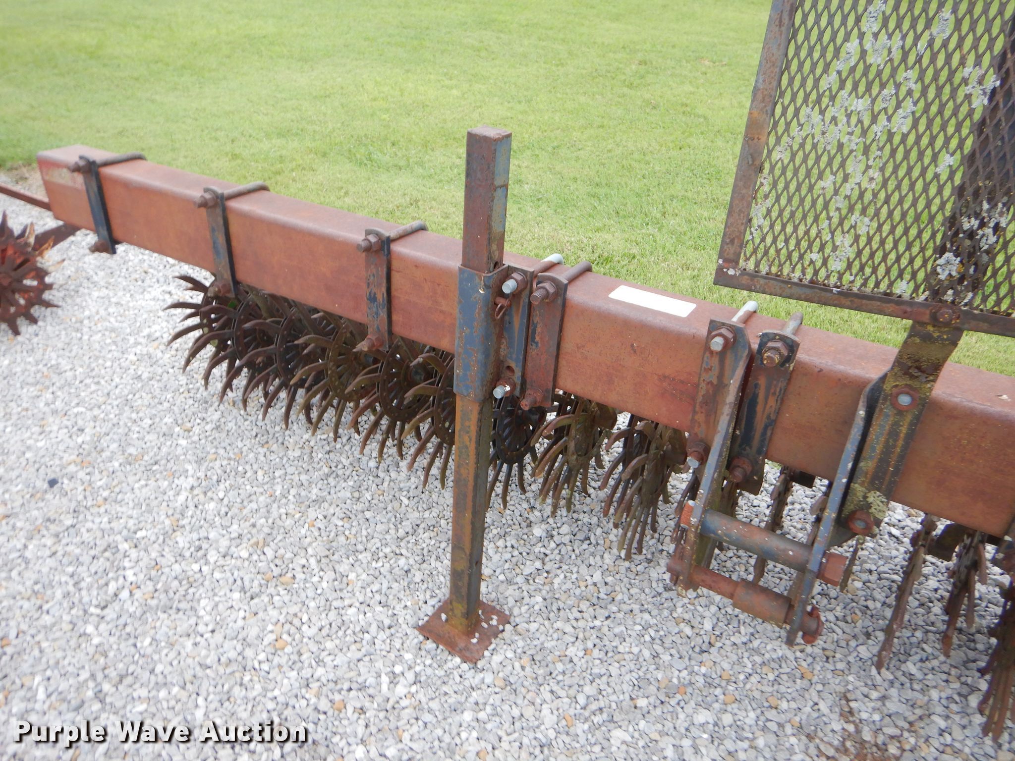 Hiniker rotary hoe in Waco, MO | Item FC9863 sold | Purple Wave