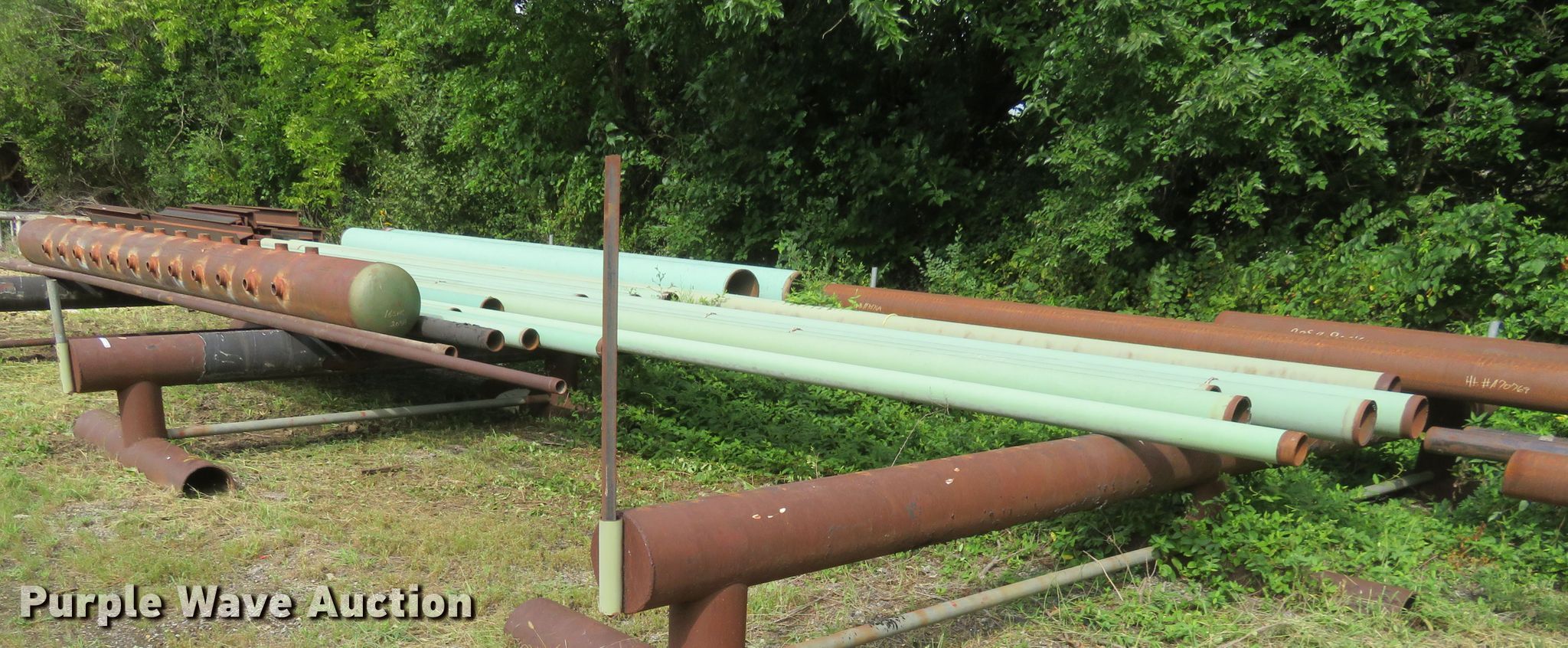 (3) pipe racks in Towanda, KS | Item FV9118 sold | Purple Wave
