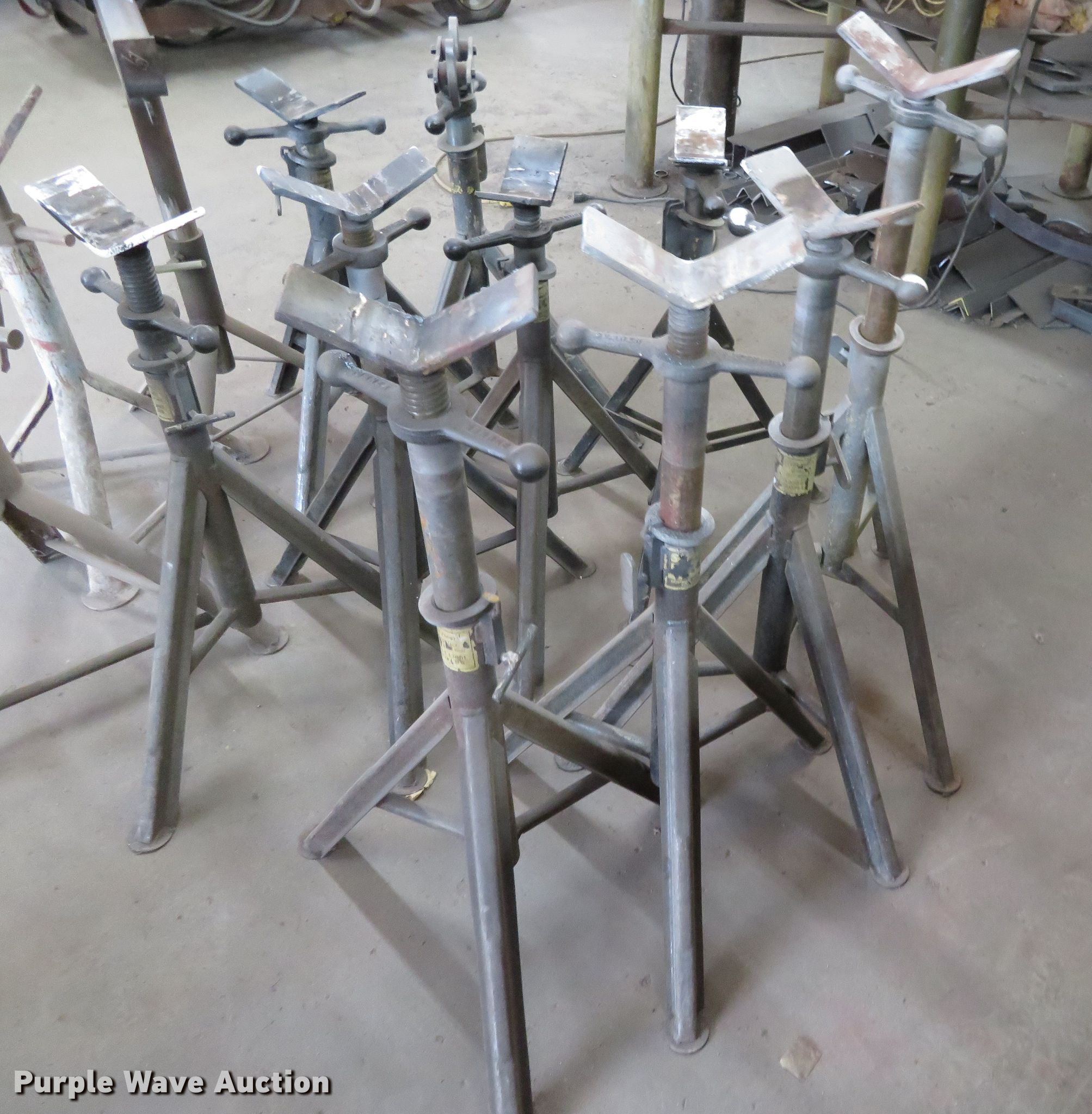(12) steel pipe stands in Towanda, KS | Item FV9139 sold | Purple Wave