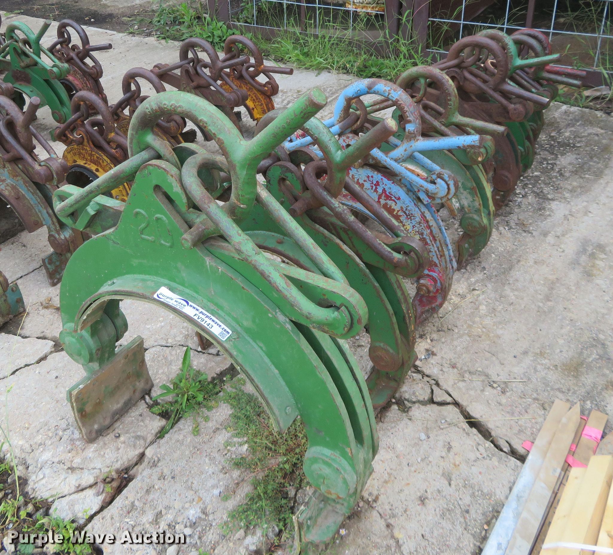 Pipe caliper sets in Towanda, KS | Item FV9143 sold | Purple Wave