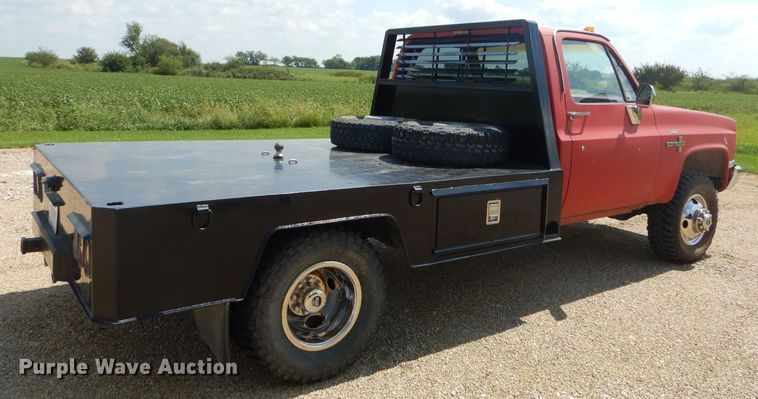 1982 Chevrolet K30 flatbed pickup truck in Yates Center, KS | Item ...