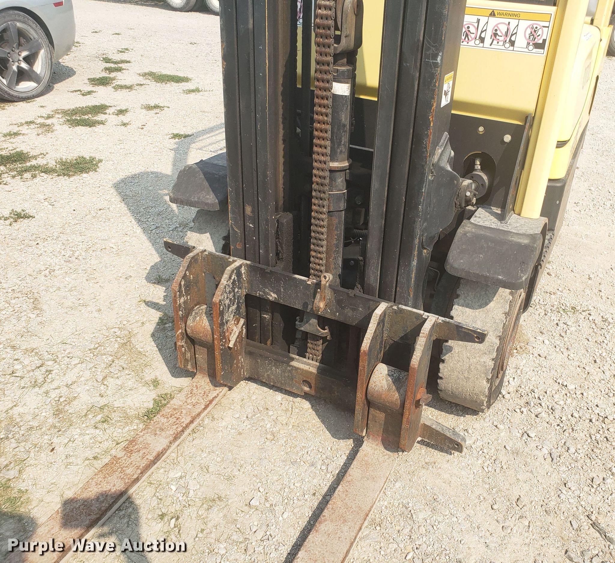 Hyster H30FT forklift in Holden, MO | Item GF9256 sold | Purple Wave