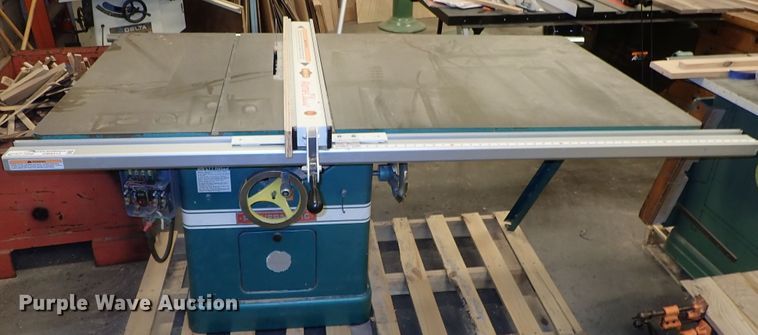 Powermatic 72 table saw in Hutchinson, KS | Item GB9412 sold | Purple Wave