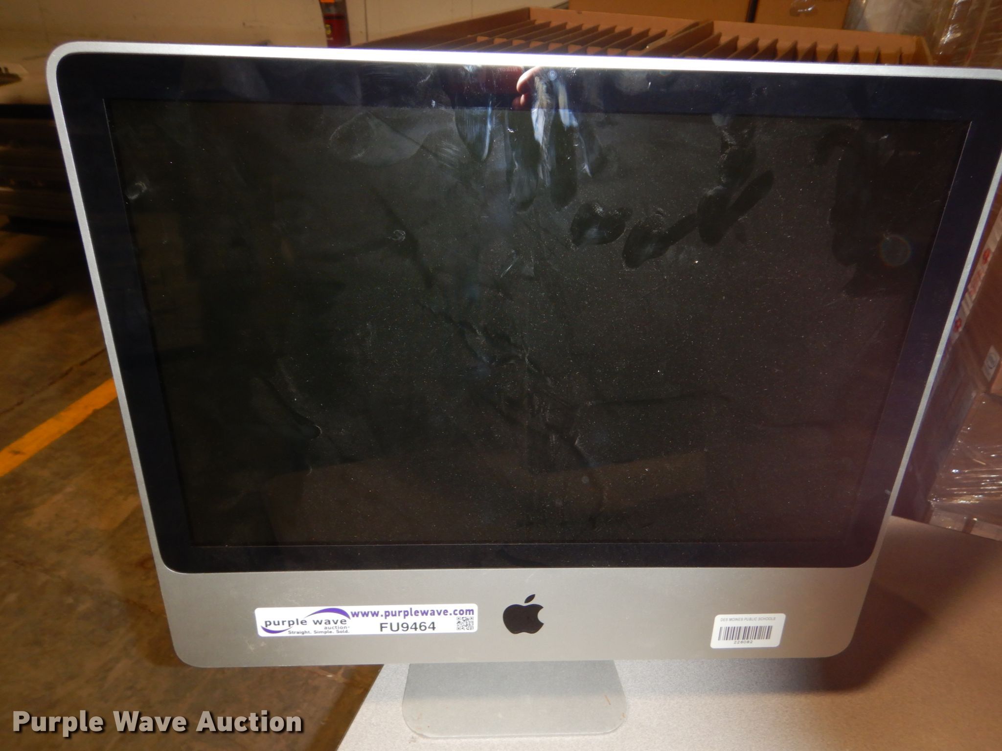Apple All-in-one computer in Des Moines, IA | Item FU9464 sold | Purple ...