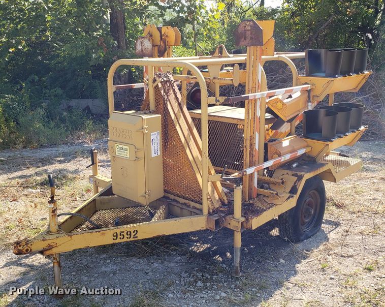 Shop built traffic control trailer in Kansas City, MO | Item DG7531 ...