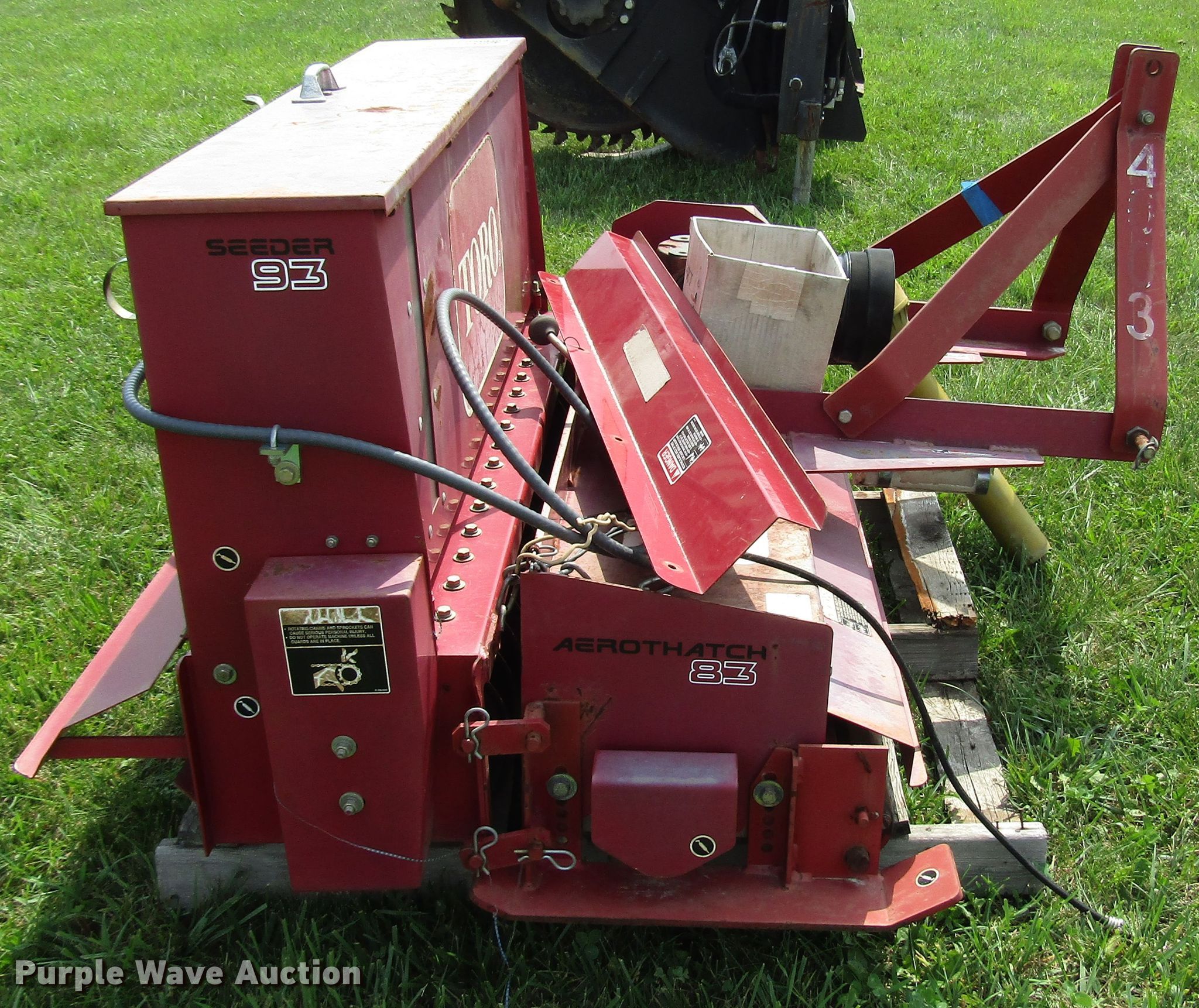 Toro Aerothatch 83 seeder in Clinton, IL | Item DG8139 sold | Purple Wave