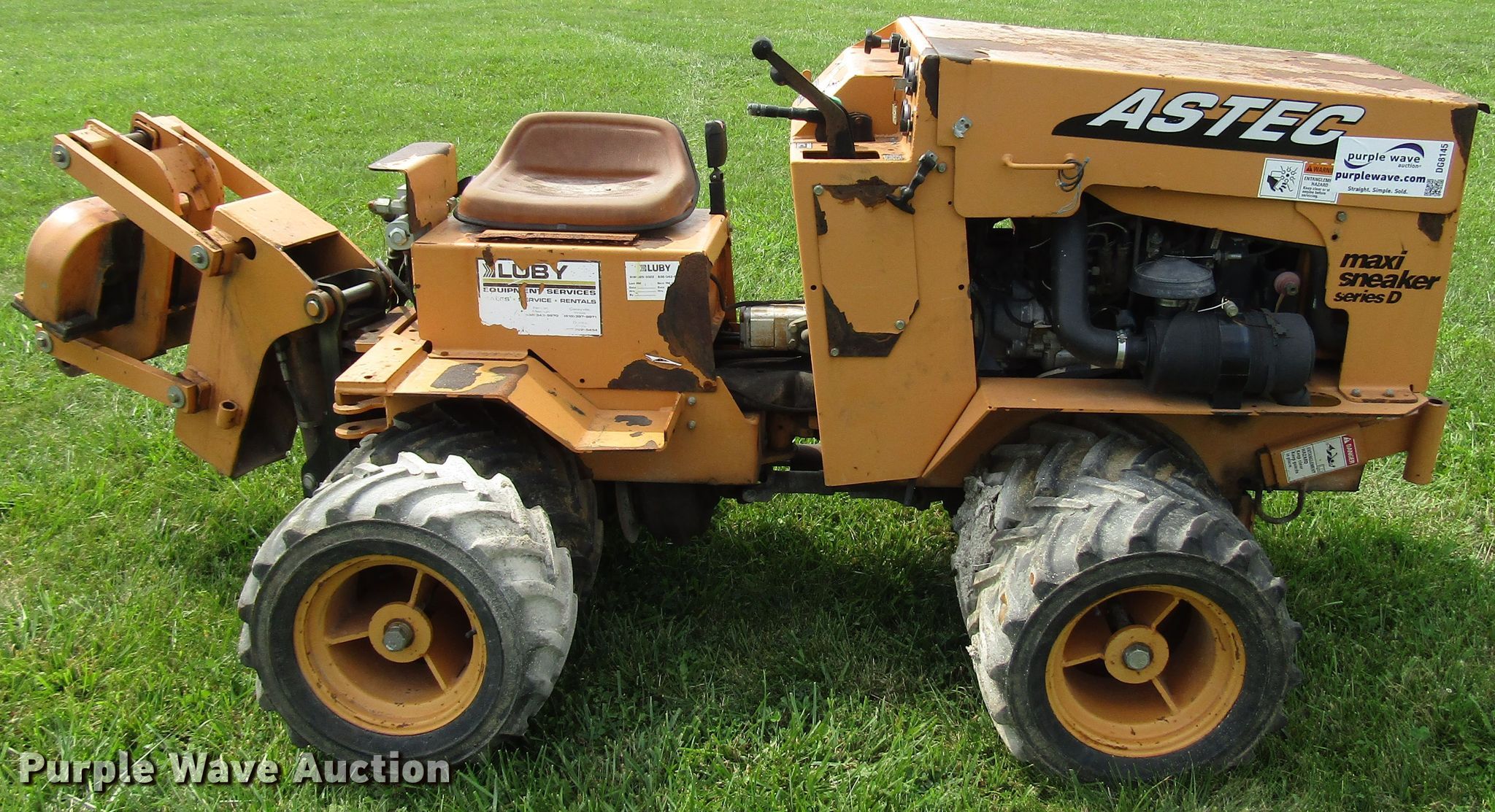 Astec Maxi Sneaker Series D cable plow in Clinton, IL | Item DG8145 ...