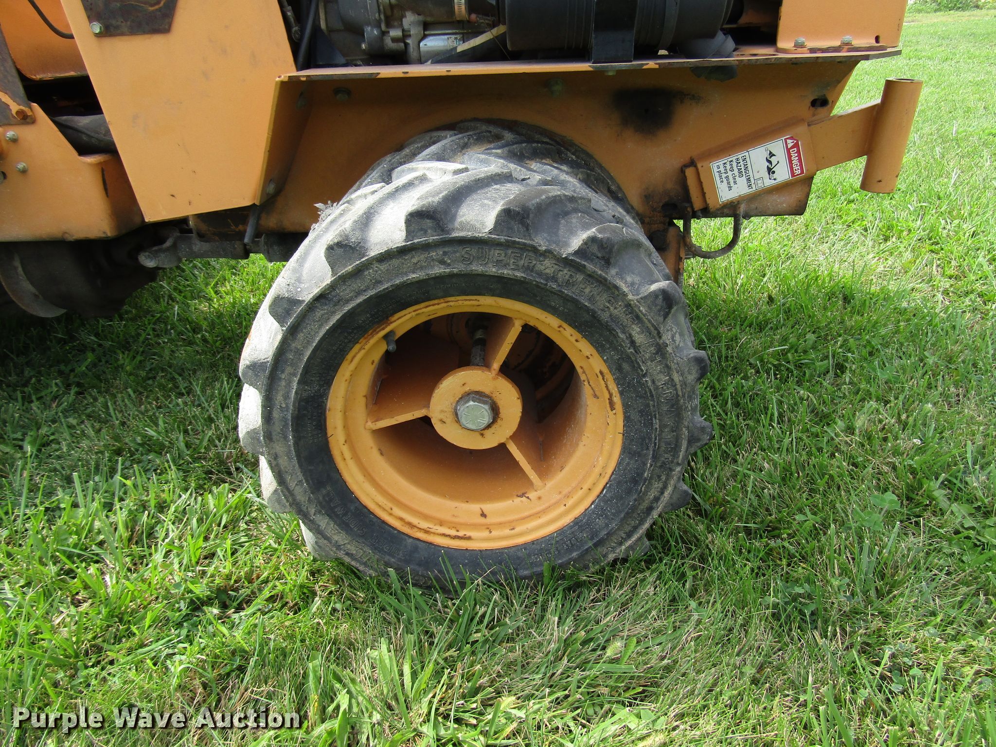 Astec Maxi Sneaker Series D cable plow in Clinton, IL | Item DG8145 ...