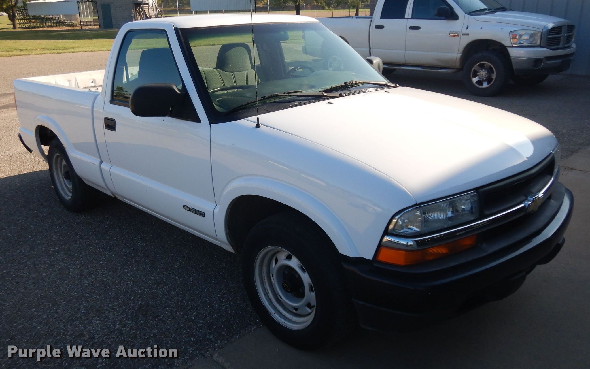2002 Chevrolet S10 pickup truck in Abilene, KS | Item GG9231 sold ...