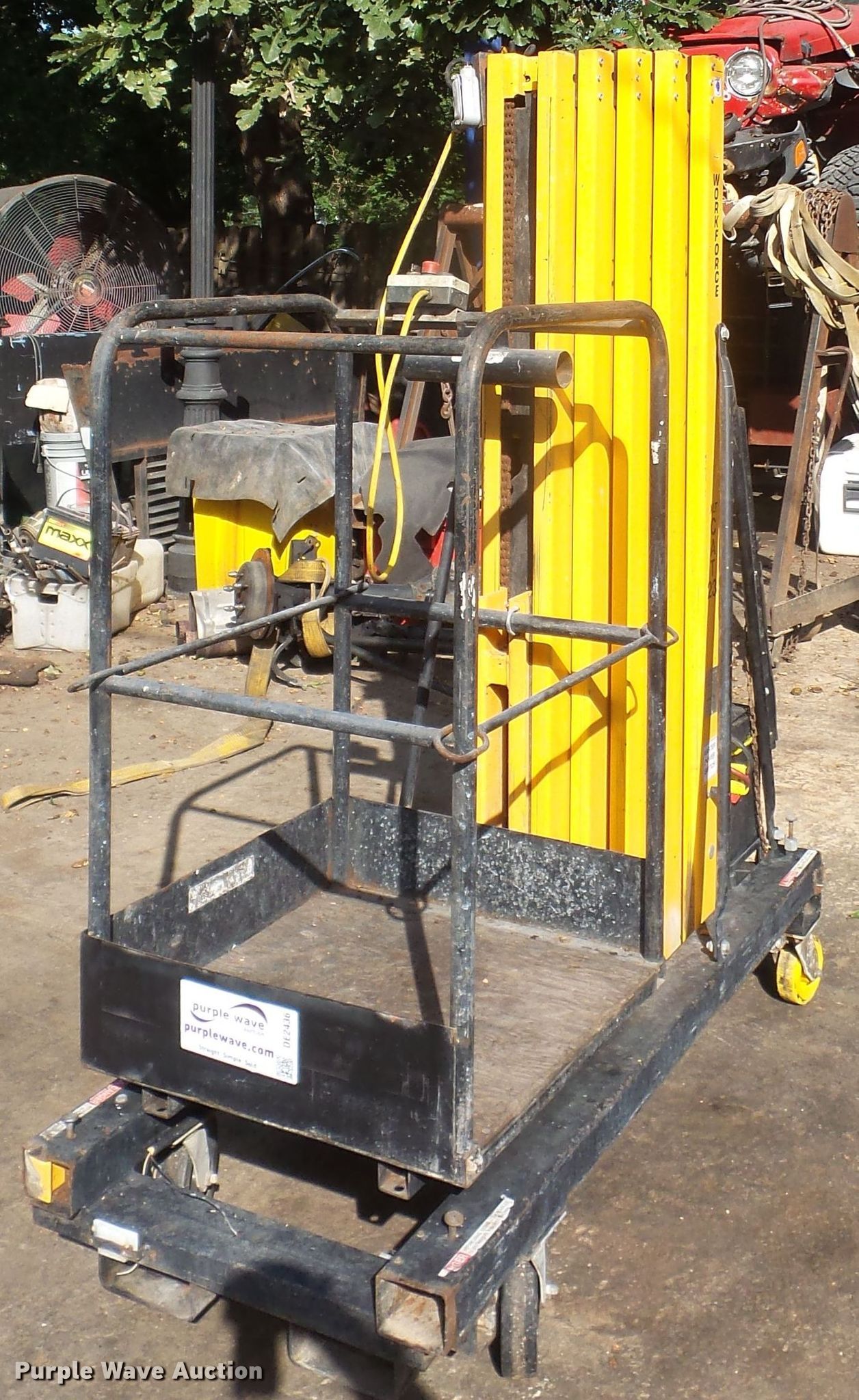 Workforce XLT CAT 23 man lift in Tonganoxie, KS | Item DE2436 sold ...