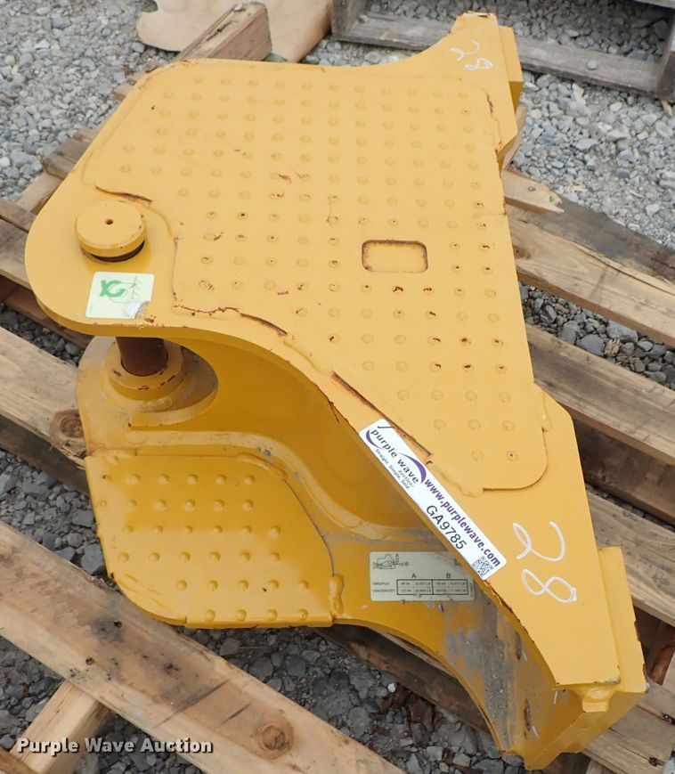 Caterpillar D5K dozer draw bar in Wichita, KS | Item GA9785 sold ...