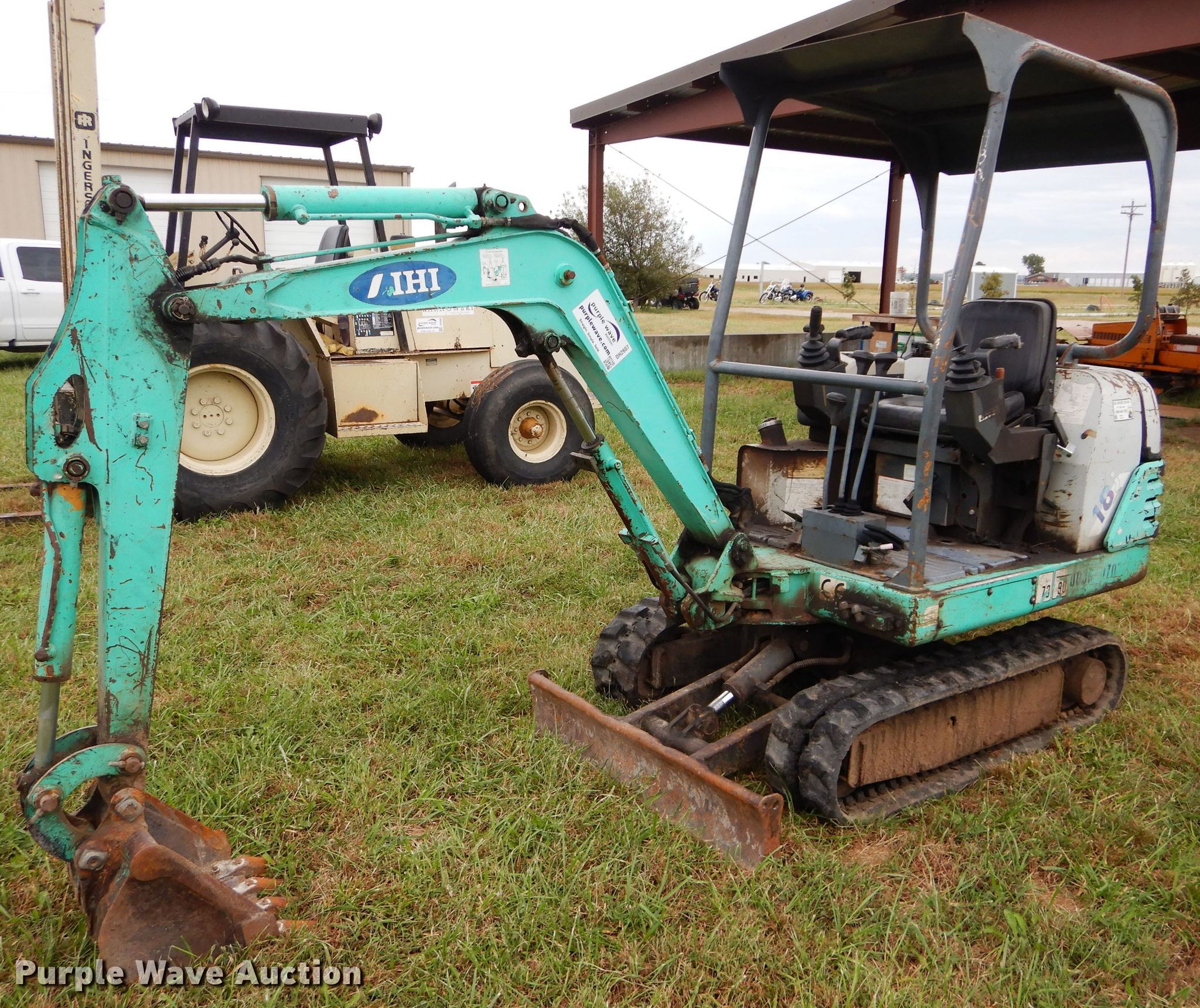 1998 IHI 18J mini excavator in Wamego, KS | Item DH2607 sold | Purple Wave