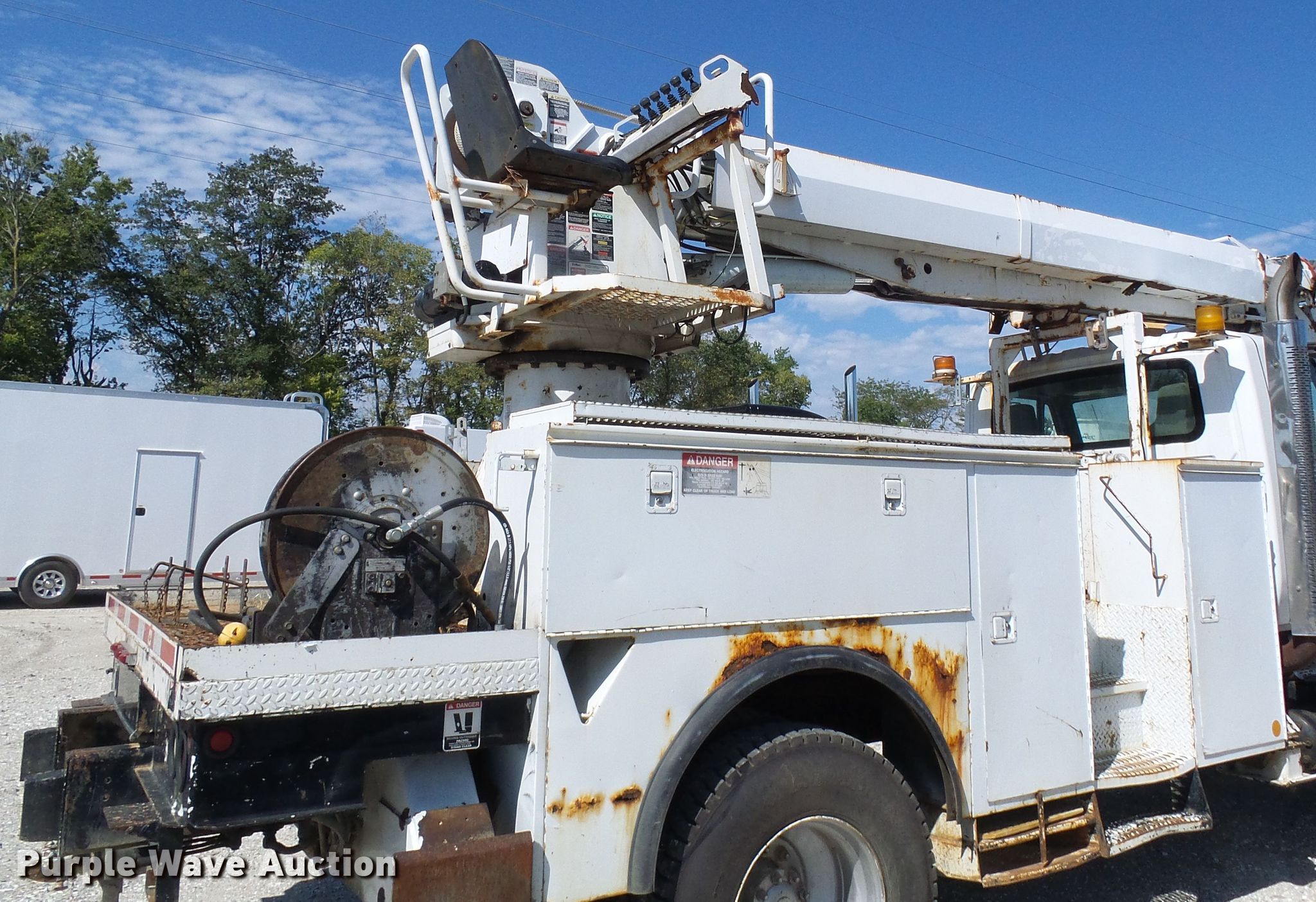 Altec 12' digger derrick truck bed in Columbia, MO | Item DI0681 sold ...