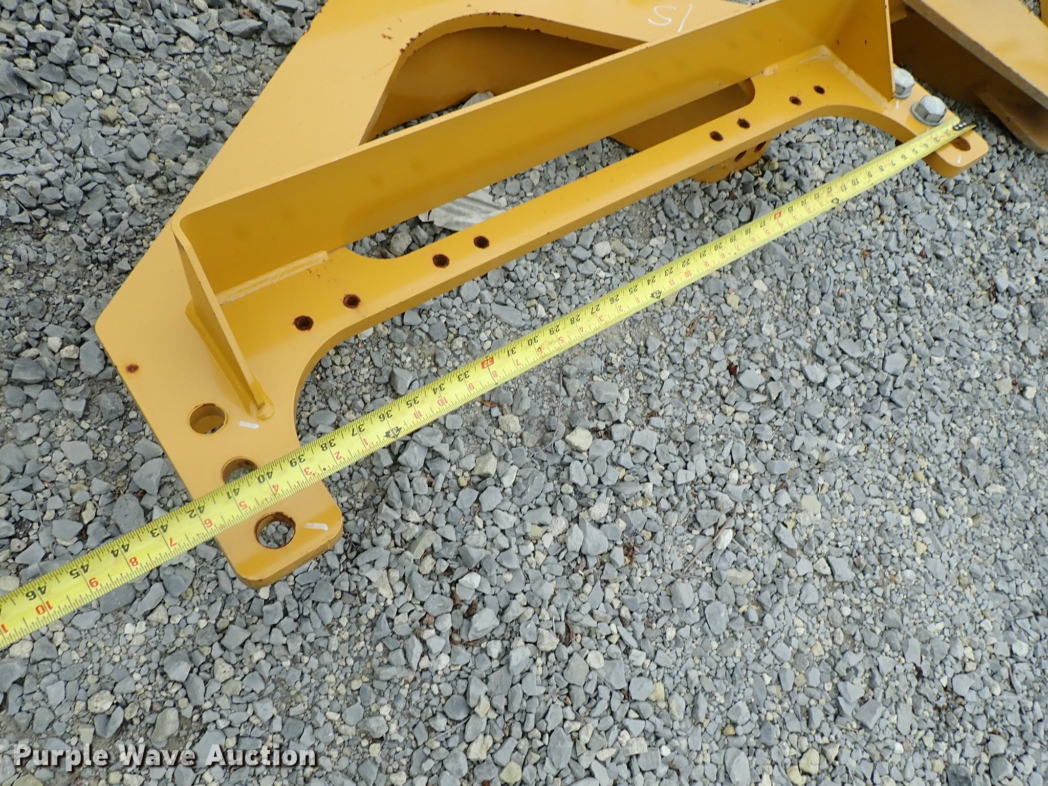 (9) Caterpillar M series motor grader draw bars in Wichita, KS | Item ...