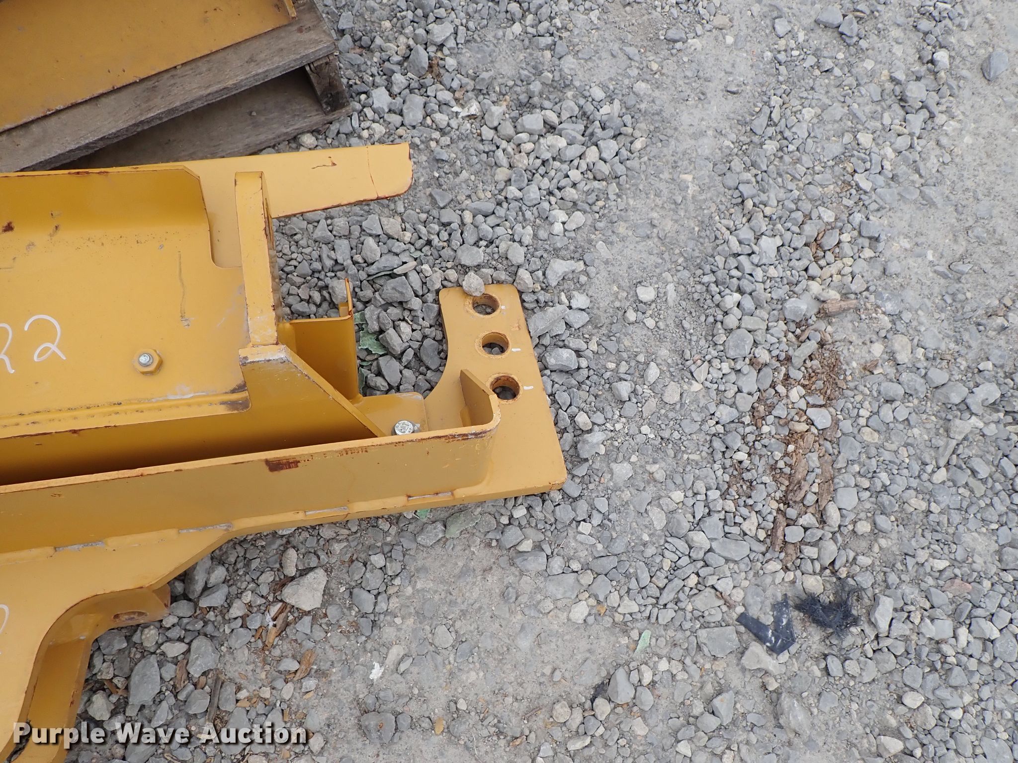 (7) Caterpillar M series motor grader draw bars in Wichita, KS | Item ...