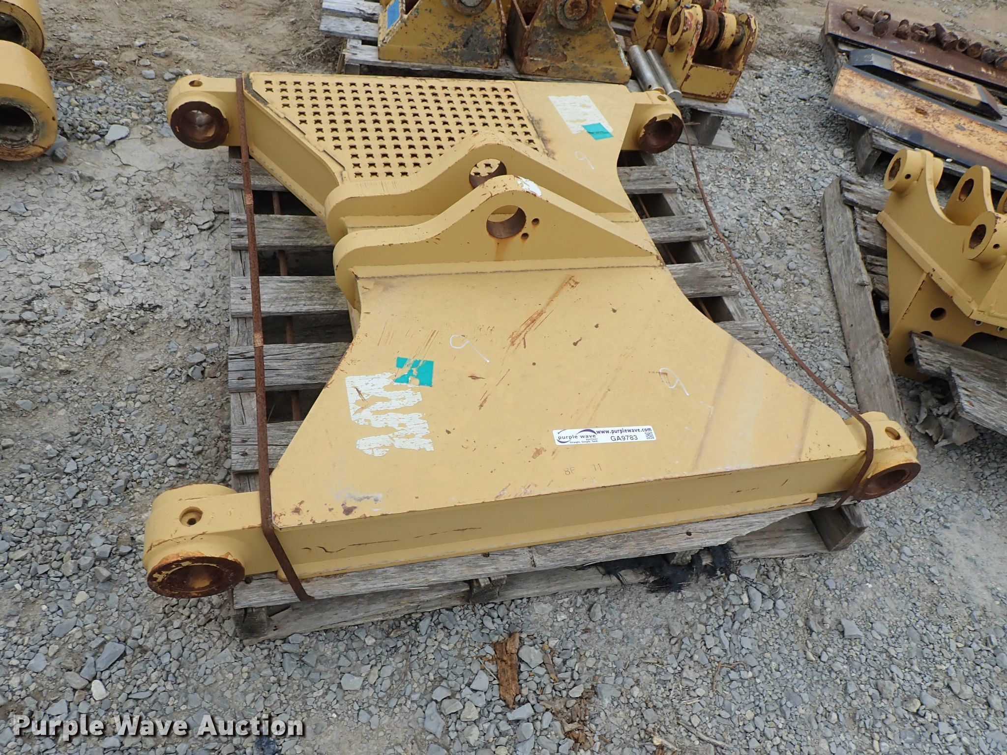 Caterpillar D6 dozer bottom ripper frame in Wichita, KS | Item GA9783 ...