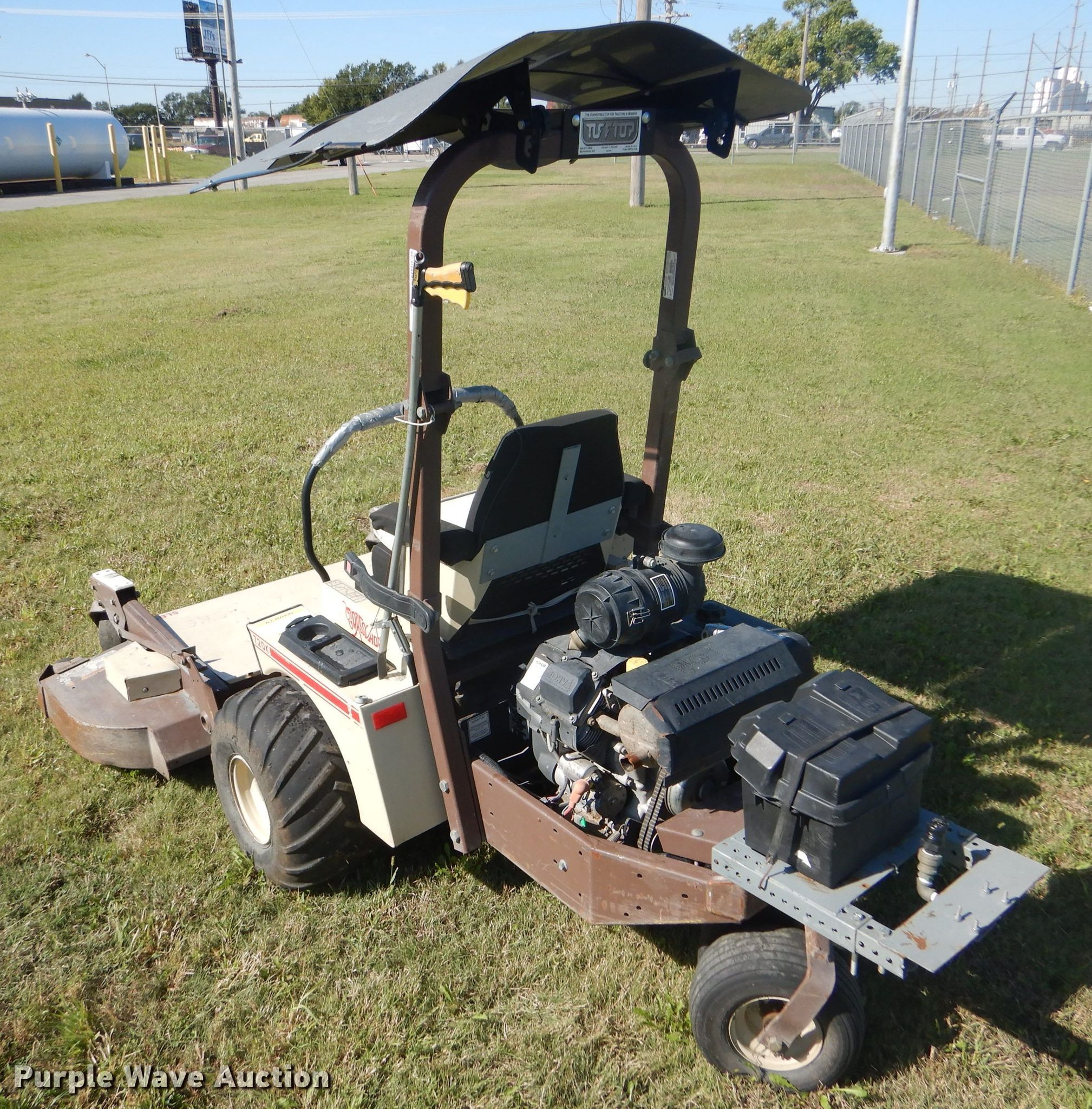 2002 Grasshopper 720K ZTR lawn mower in Hays, KS | Item FJ9792 sold ...