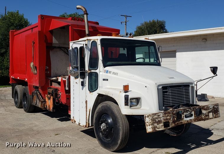 2003 Freightliner FL80 refuse truck in North Kansas City, MO | Item ...