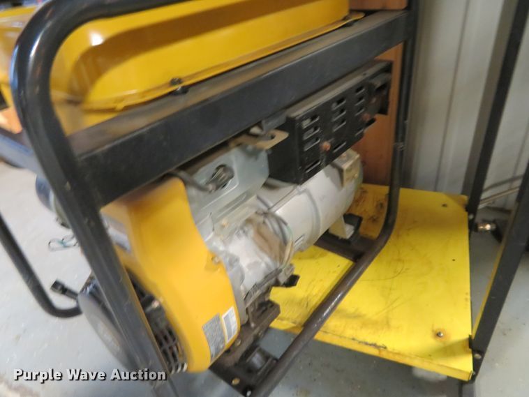Robin RGV6100 generator in El Dorado, KS | Item EQ9332 sold | Purple Wave