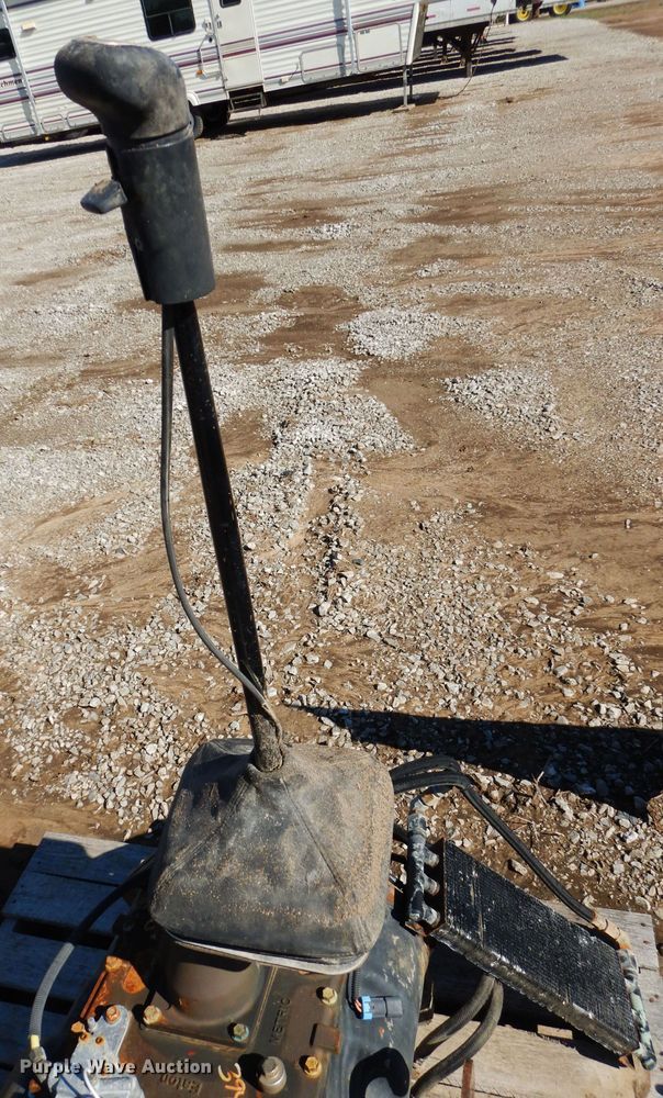 Eaton Fuller FRO-15210C 10 speed transmission in Mound City, KS | Item ...