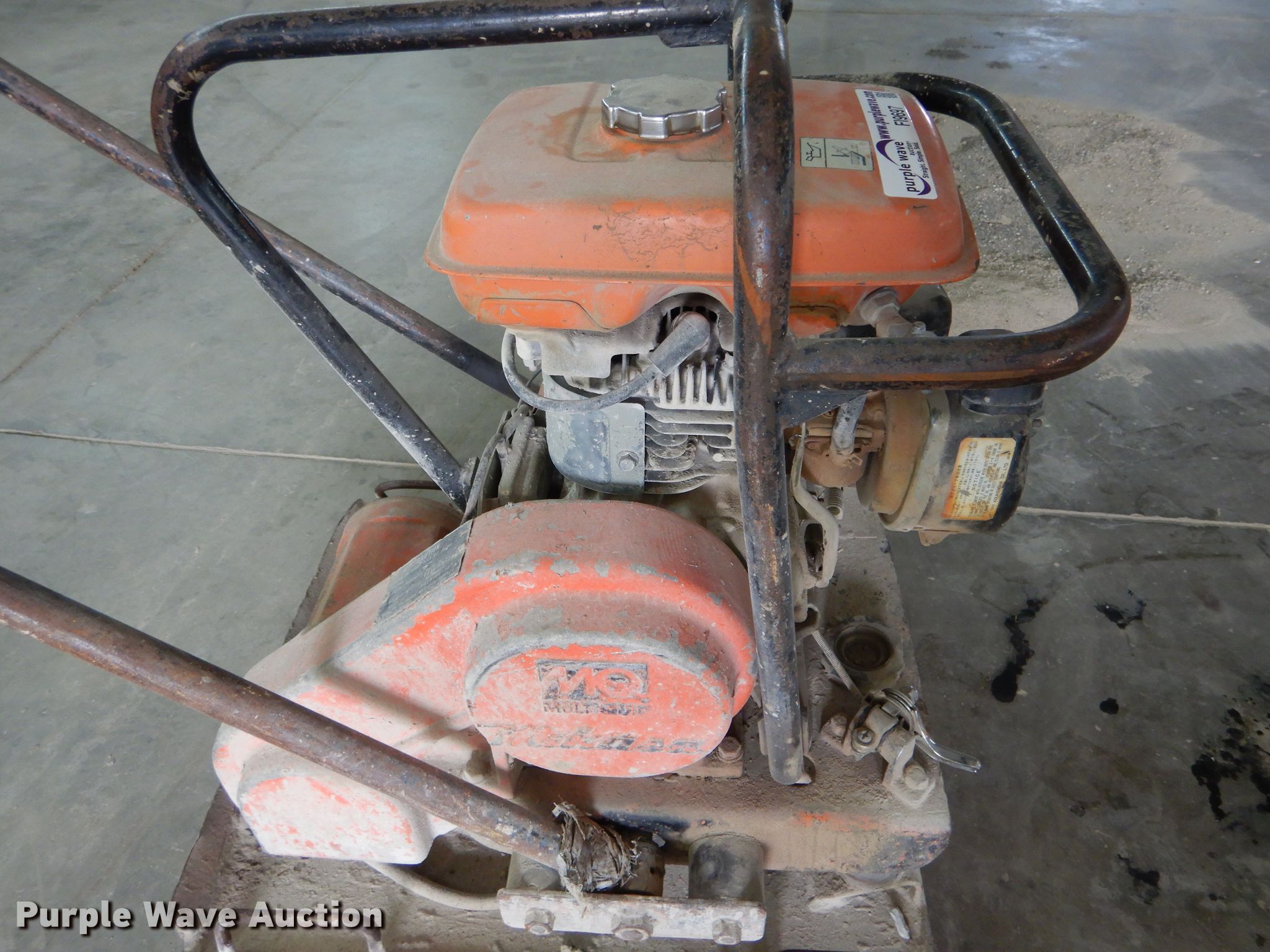 Wisconsin Robin WI-185 plate compactor in Kirksville, MO | Item FI9697 ...