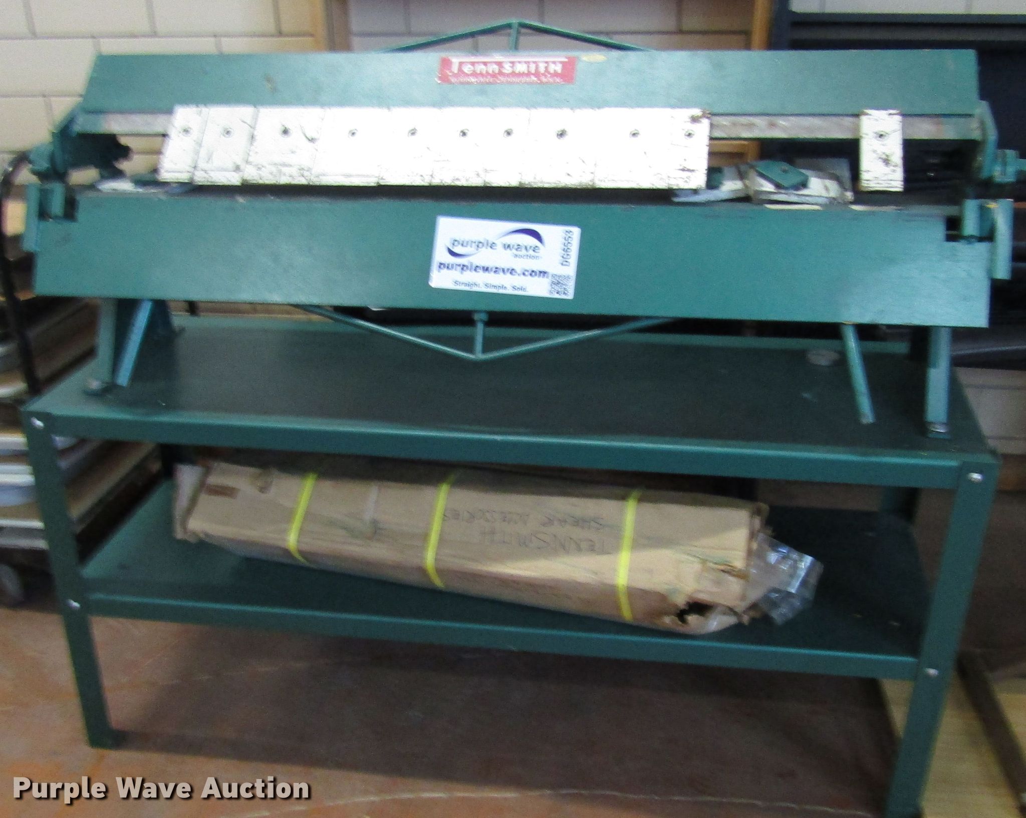 Tennsmith metal brake in Salina, KS | Item DG6553 sold | Purple Wave
