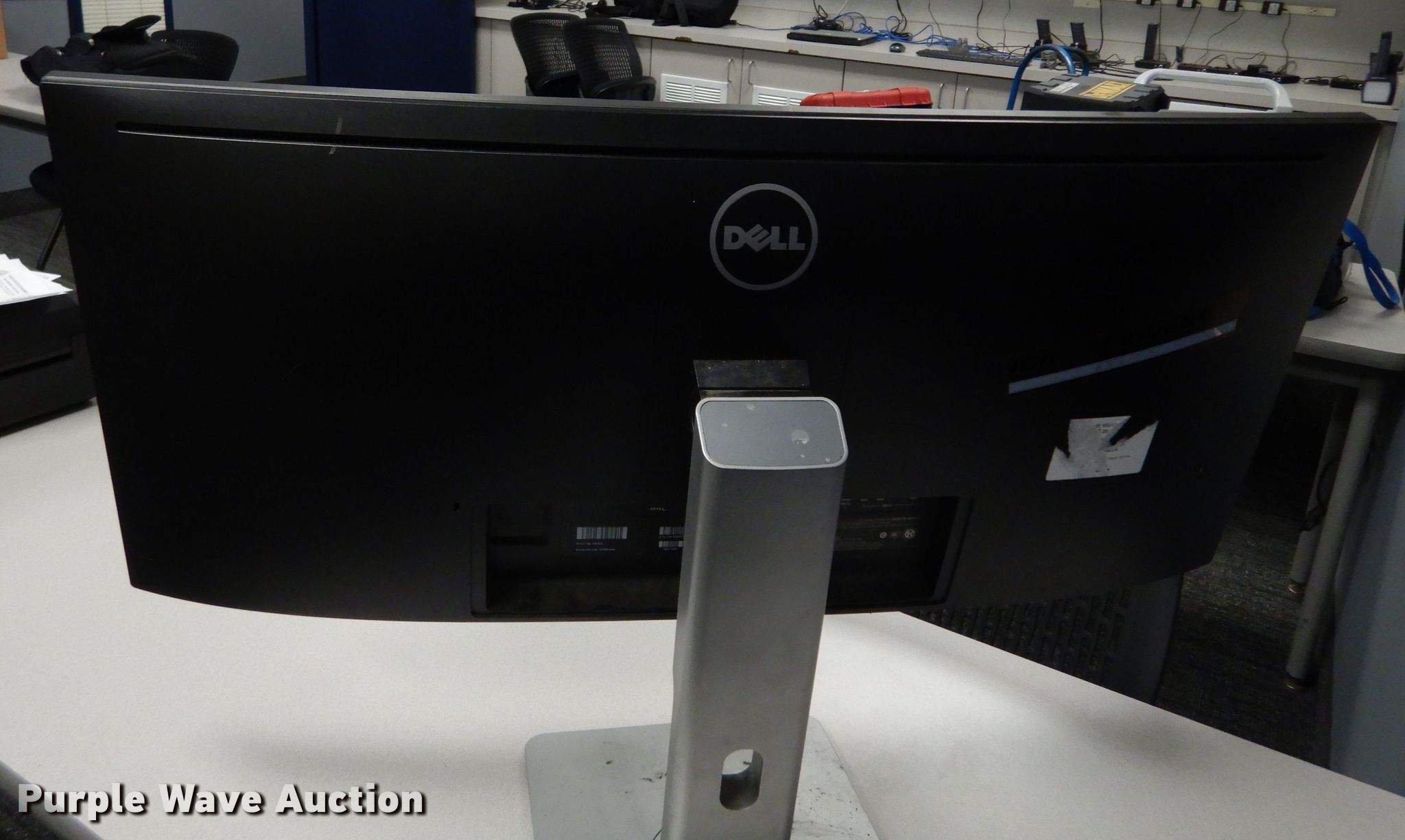 Dell 35" monitor in Prairie Village, KS | Item DY9449 sold | Purple Wave