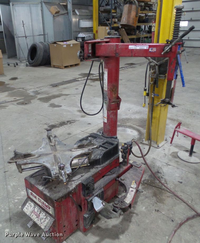 Coats 5060AX rim clamp tire machine in Centerville, IA | Item EM9854 ...