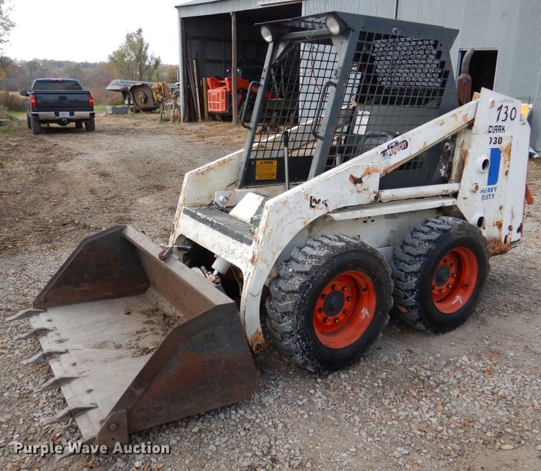 1981 Bobcat 730 skid steer in Leeton, MO | Item EK9109 sold | Purple Wave