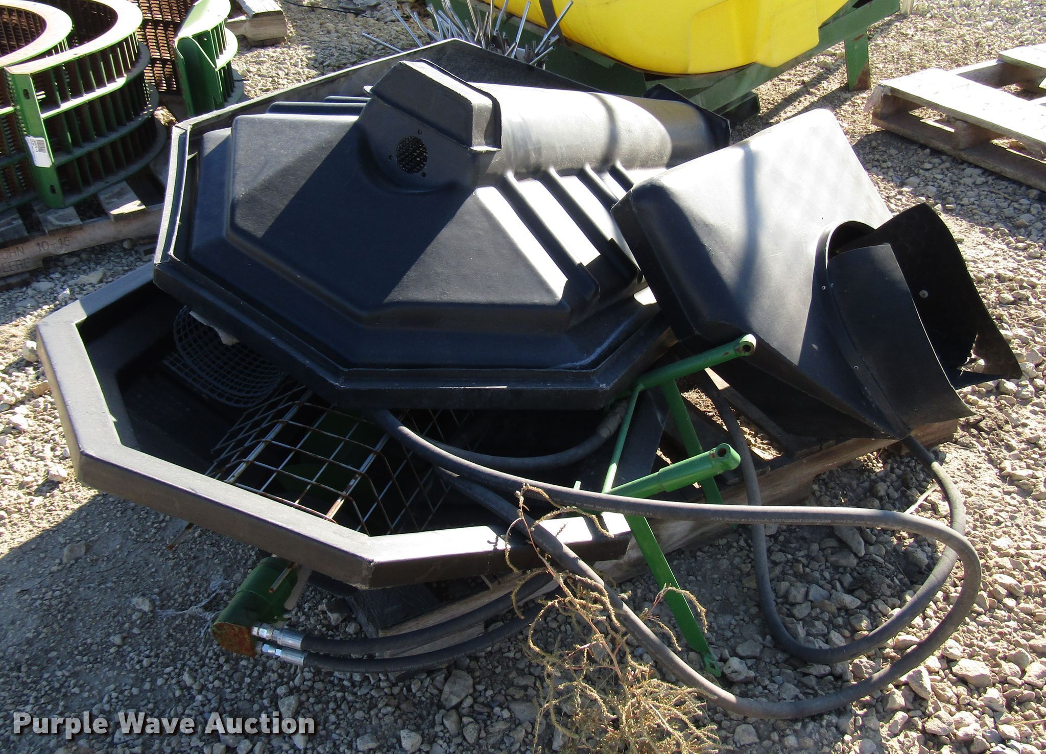 The Air Seeder hopper in Abilene, KS | Item FO9416 sold | Purple Wave
