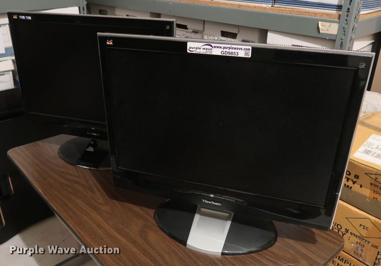 (2) 2008 View Sonic LCD monitors in Norman, OK | Item GD9853 sold ...
