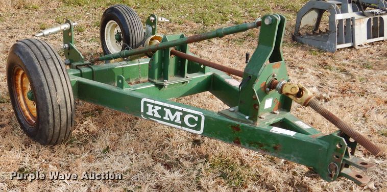 KMC 4755 disc mower caddy in Eureka, KS | Item GF9775 sold | Purple Wave