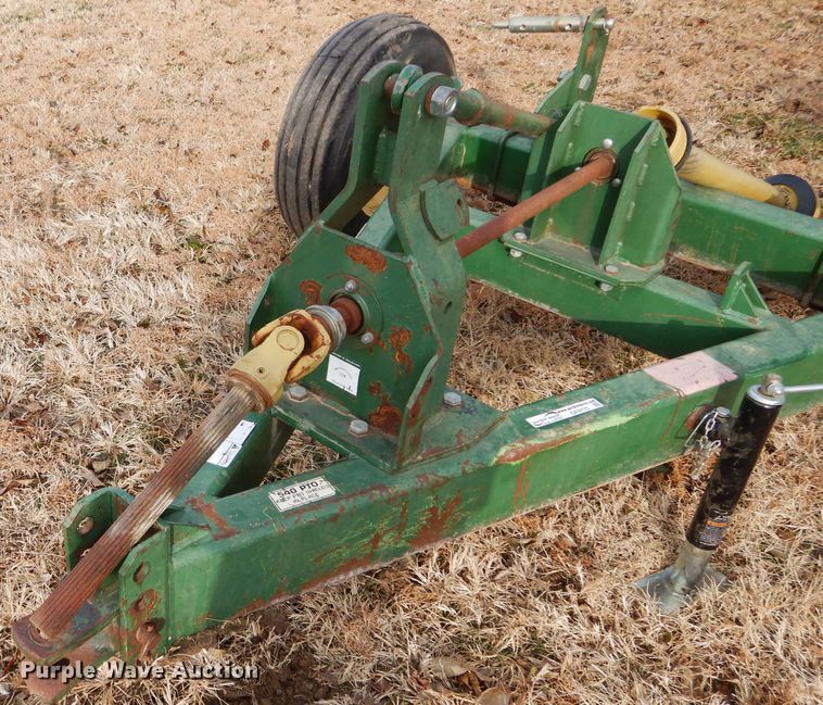 KMC 4755 disc mower caddy in Eureka, KS | Item GF9775 sold | Purple Wave