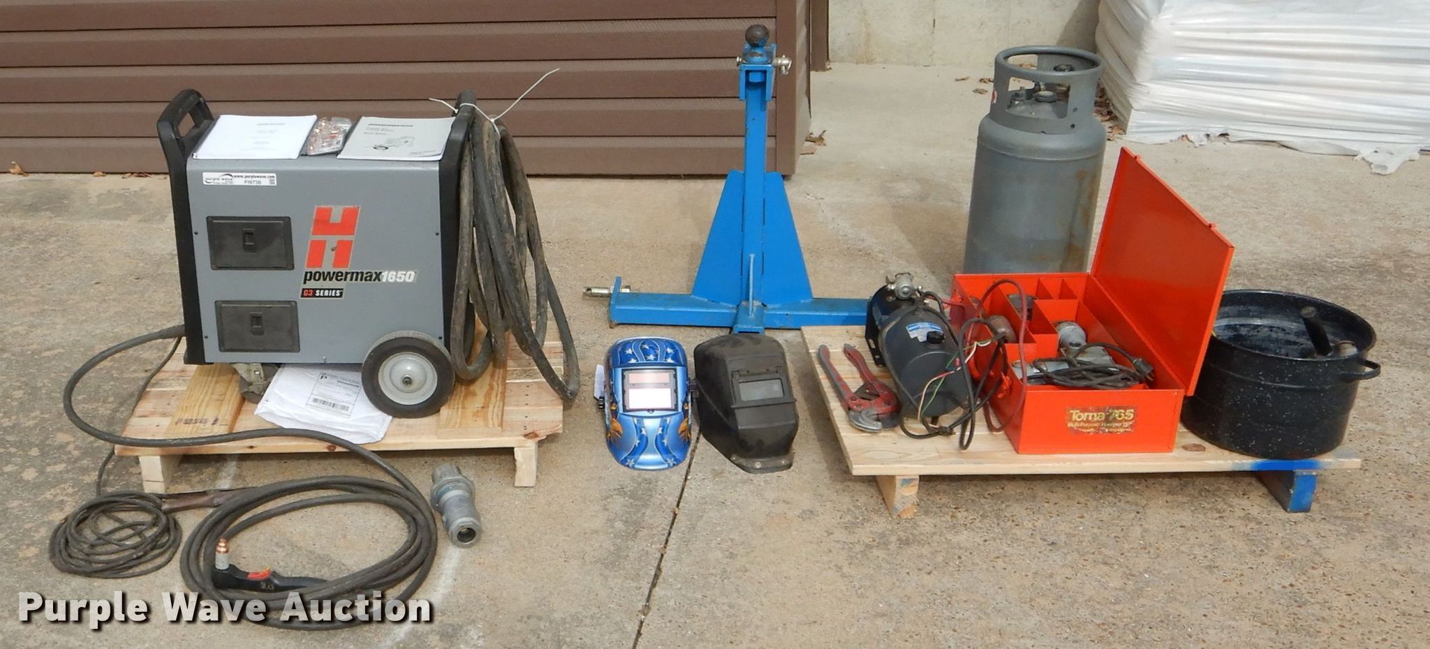 Hypertherm Powermax 1650 plasma cutter in Jefferson City, MO | Item ...